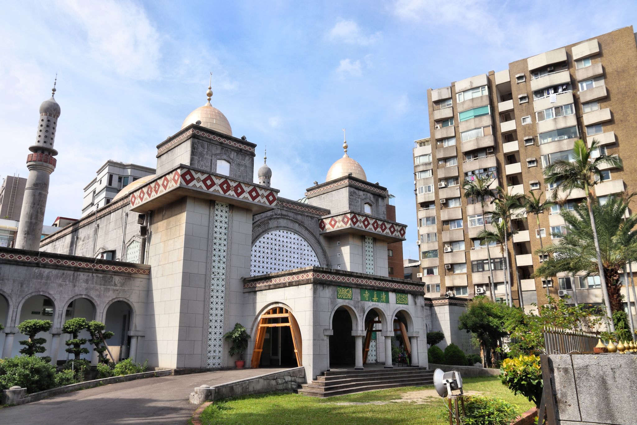 Ini Cara Daftar Sholat Jum’at di Taipei Grand Mosque - Halalin